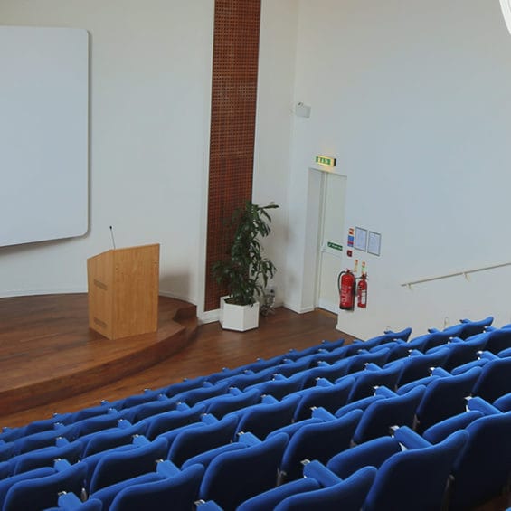 Lecture Theatre Hire Cambridge | 1 -140 Attendees