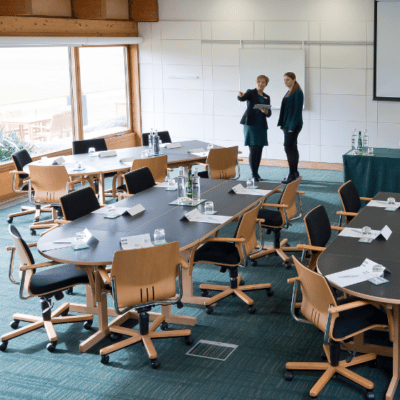 Benefits Of Off-Site Meetings and Why There Are Important